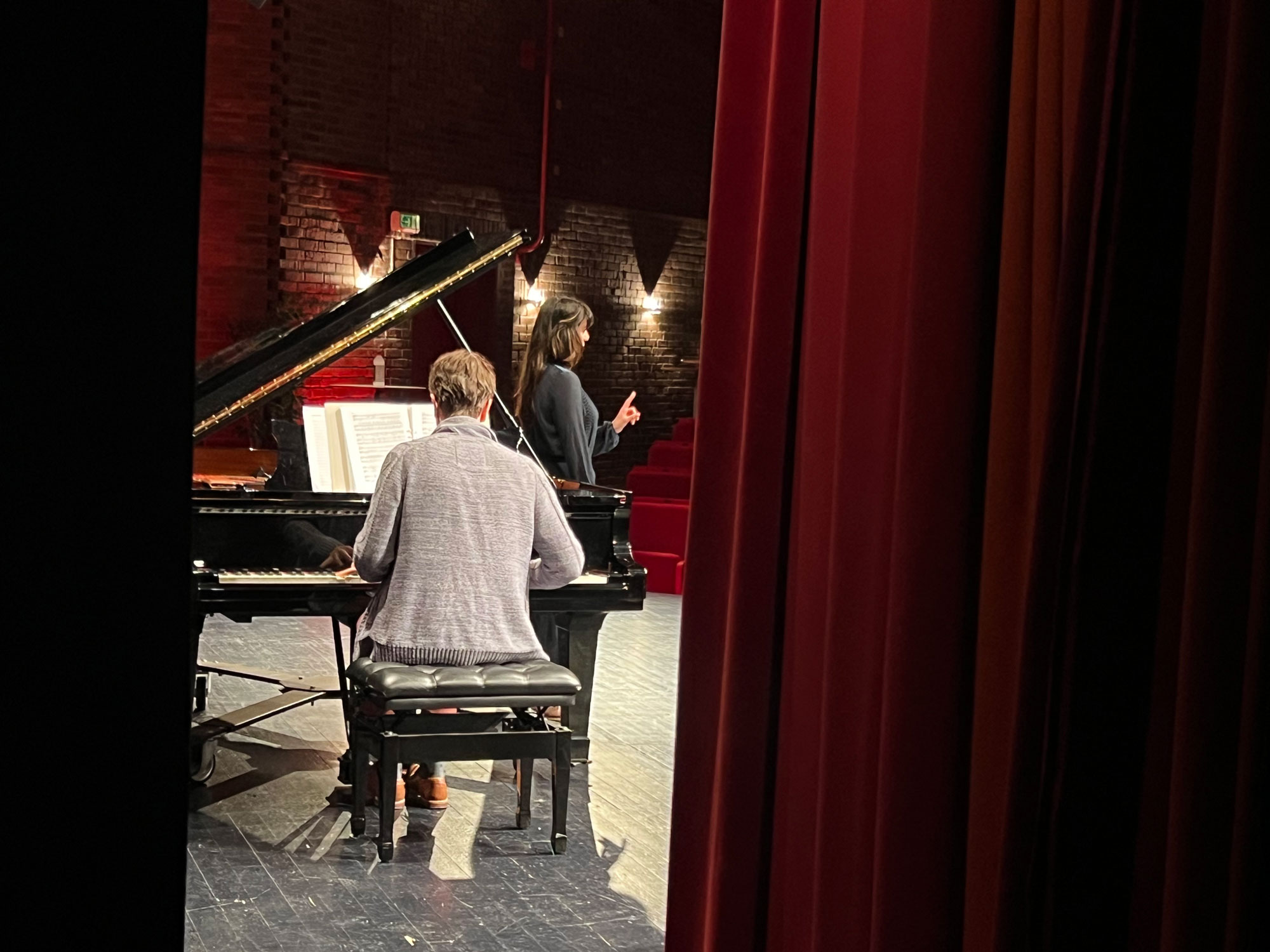 200 solister provsjöng för rigoletto - Opera på Skäret